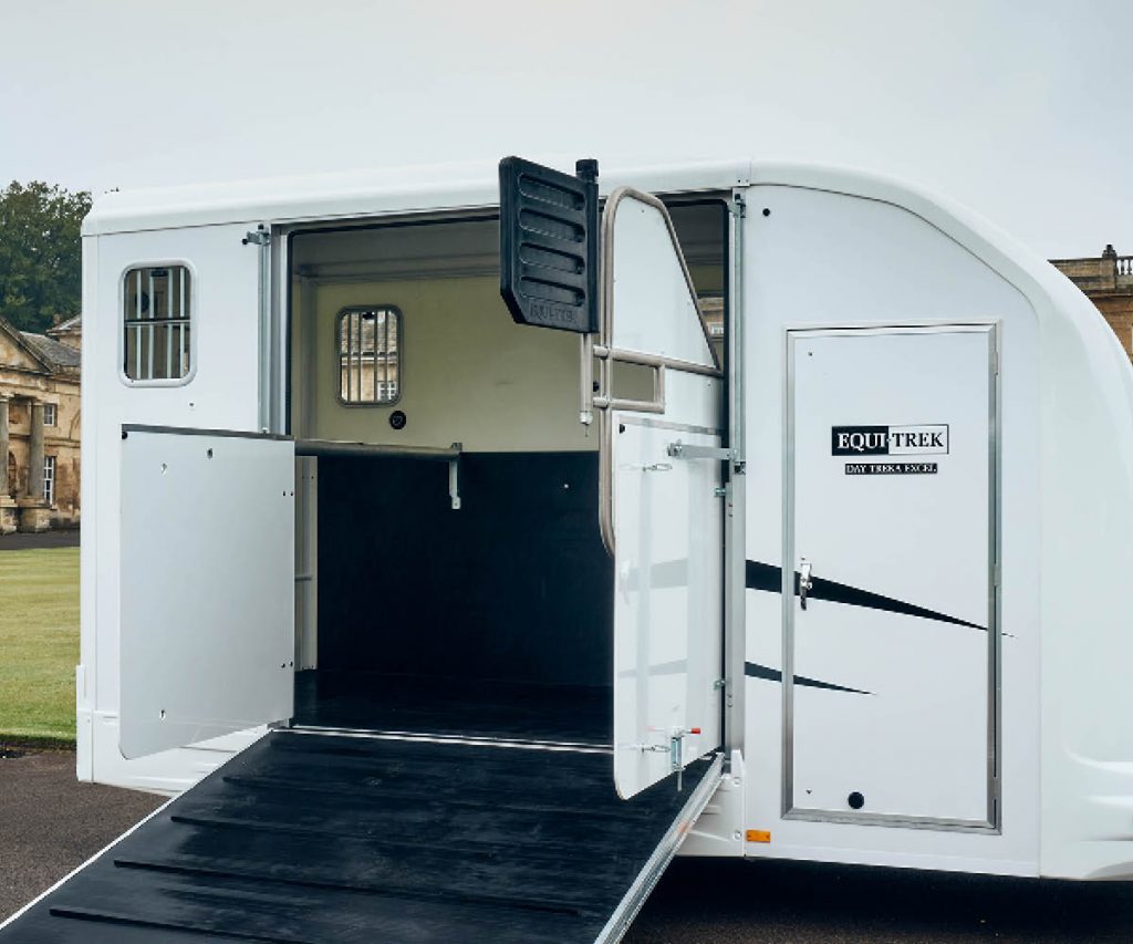 Equi-Trek Day-Treka - Lloyd Ltd