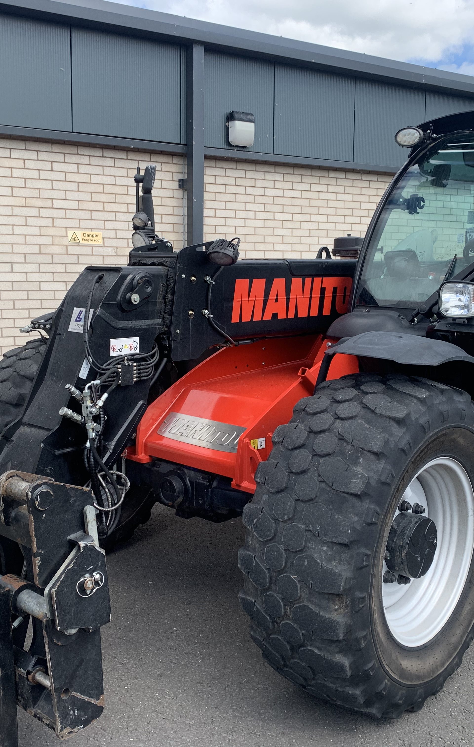 Manitou MLT 630 Elite Telehandler - Lloyd Ltd